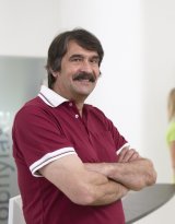 Dr. med. Dr. med. dent. Mauser, Implantologie in Herzogenaurach | sanego